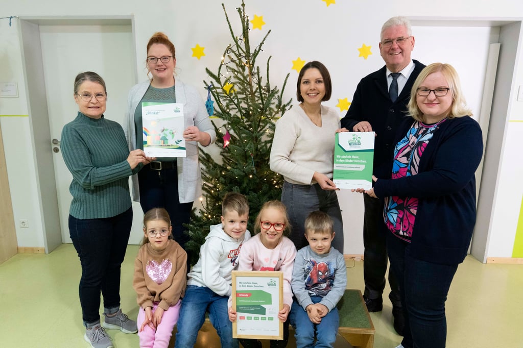 Delbrück: Familienzentrum Pusteblume als „Haus, in dem Kinder forschen ... Delbrück: Familienzentrum Pusteblume als „Haus, in dem Kinder forschen ...