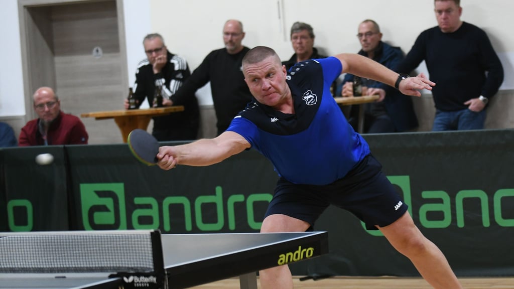 Tischtennis-Verbandsliga: SV Menne kämpft um Klassenerhalt / Michael ...