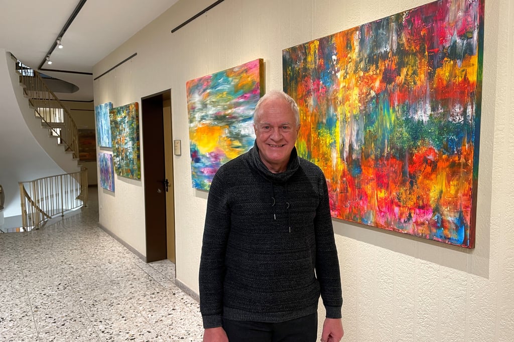 Werther: Wilfried Haarbusch stellt Acrylbilder im Rathaus aus