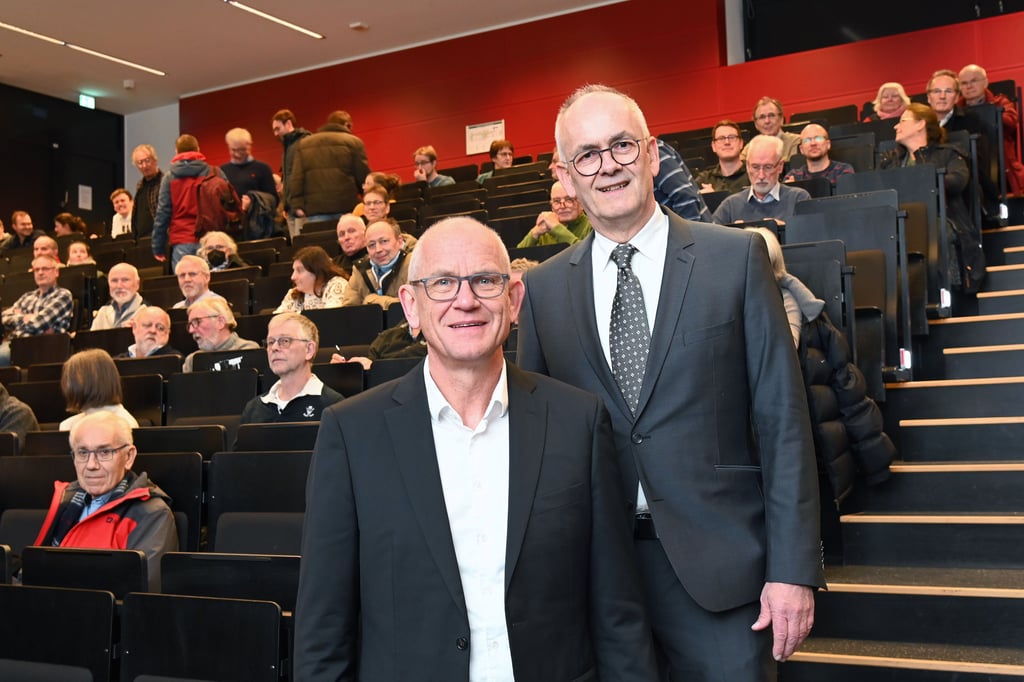 Paderborn: TÜV-Nord-Chef Stenkamp zum Stand der Energiewende