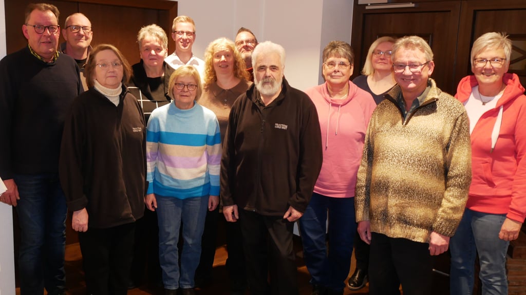 Hüllhorst: Mit „Arsen und Spitzenhäubchen“ geht es in die neue ...