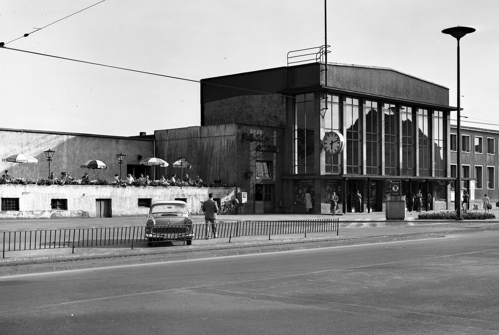 Paderborn: Der Hauptbahnhof im Wandel der Zeit
