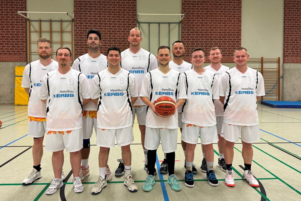 Basketball-Bezirksliga: TV Jahn Bad Driburg gewinnt Heimspiel / HLC ...