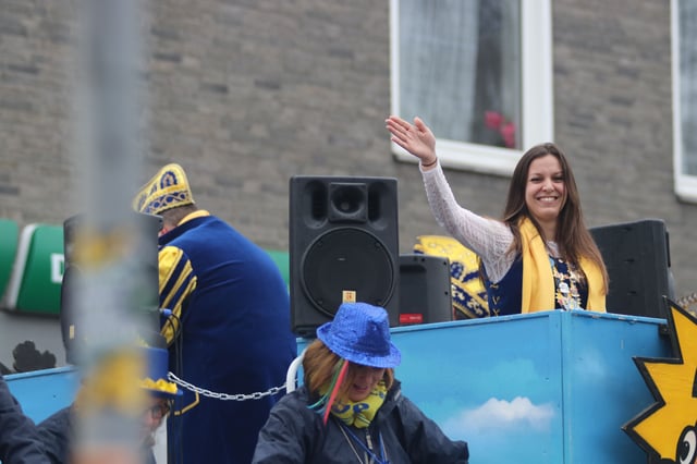 Karneval 2024: Die Bilder vom großen Umzug durch Greven