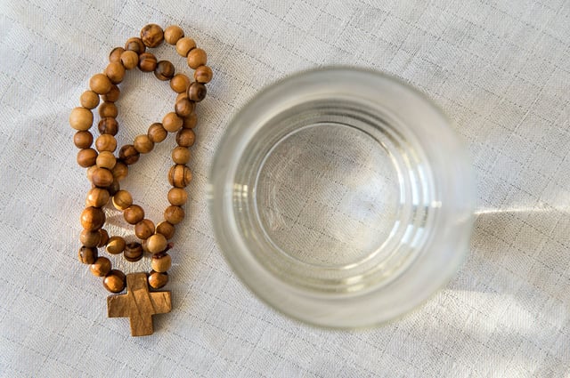 Fasten in den Weltreligionen