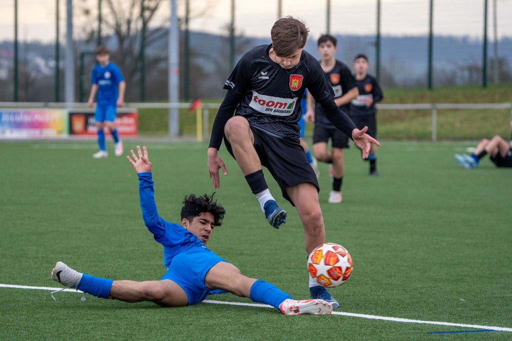 Fußball: Brakeler B-Junioren weiter auf Platz eins