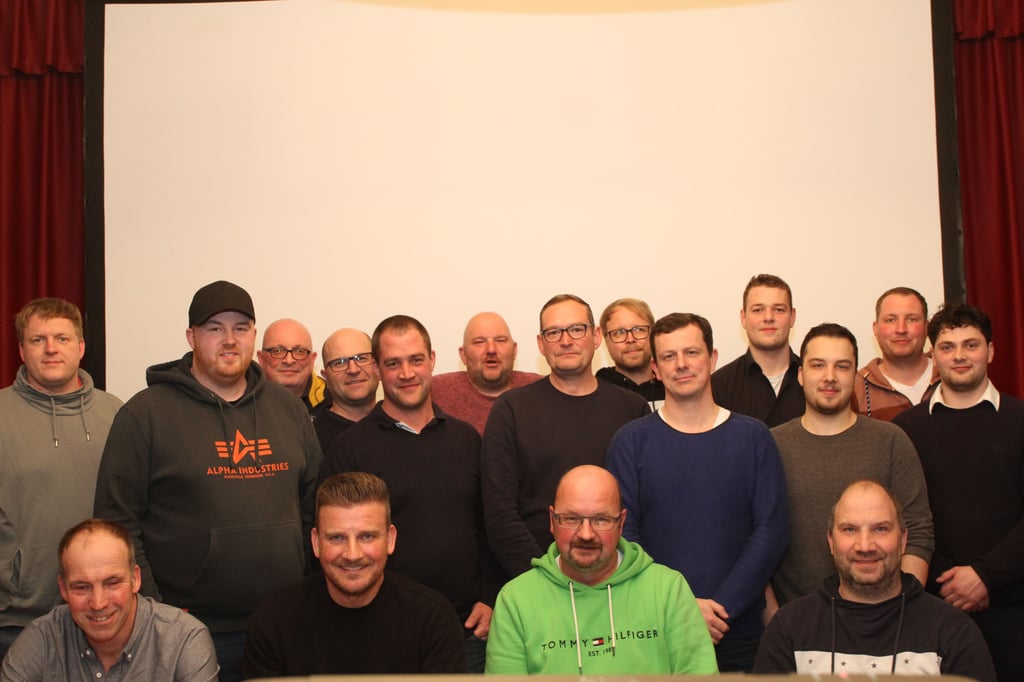 Andreas Riemann weiter an der Spitze