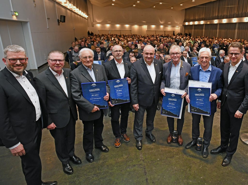 SC Paderborn 07: Langjährige Mitglieder ausgezeichnet