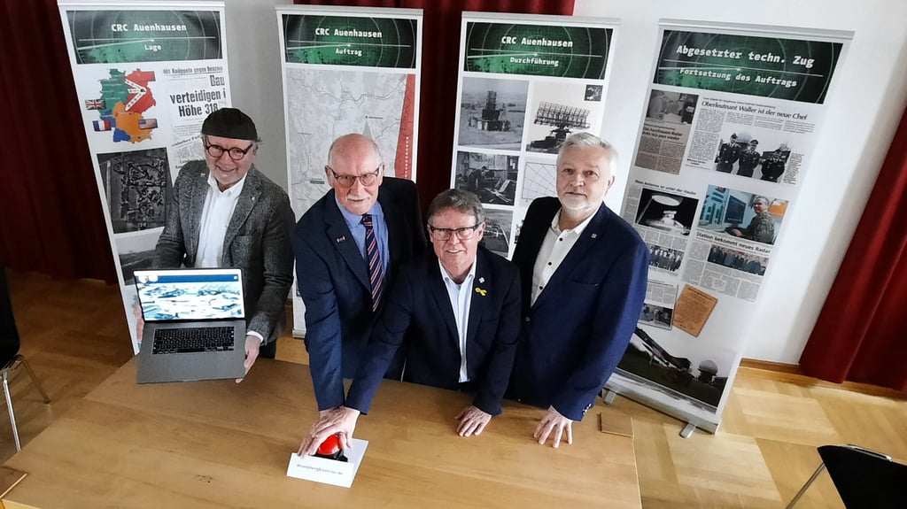 Warburger Land: Veteranen gehen mit Homepage online - Borgentreich und ...