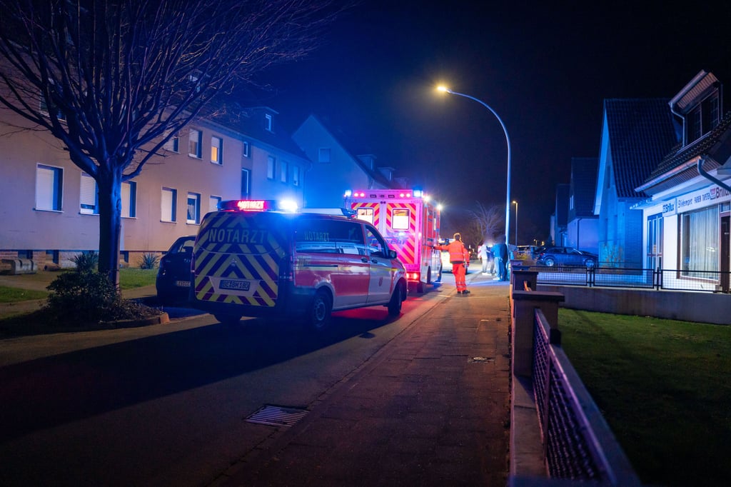 Mann mit Messer verletzt