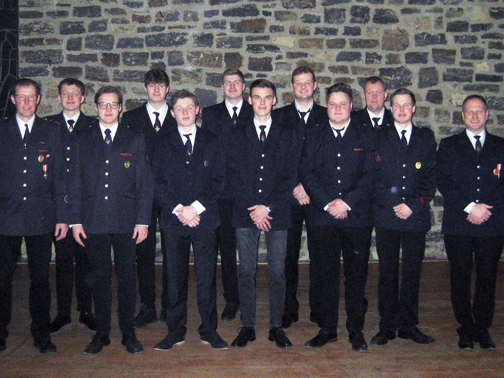 Beverungen: Hochwasser sorgt für viele Einsatzstunden - Löschgruppe ...