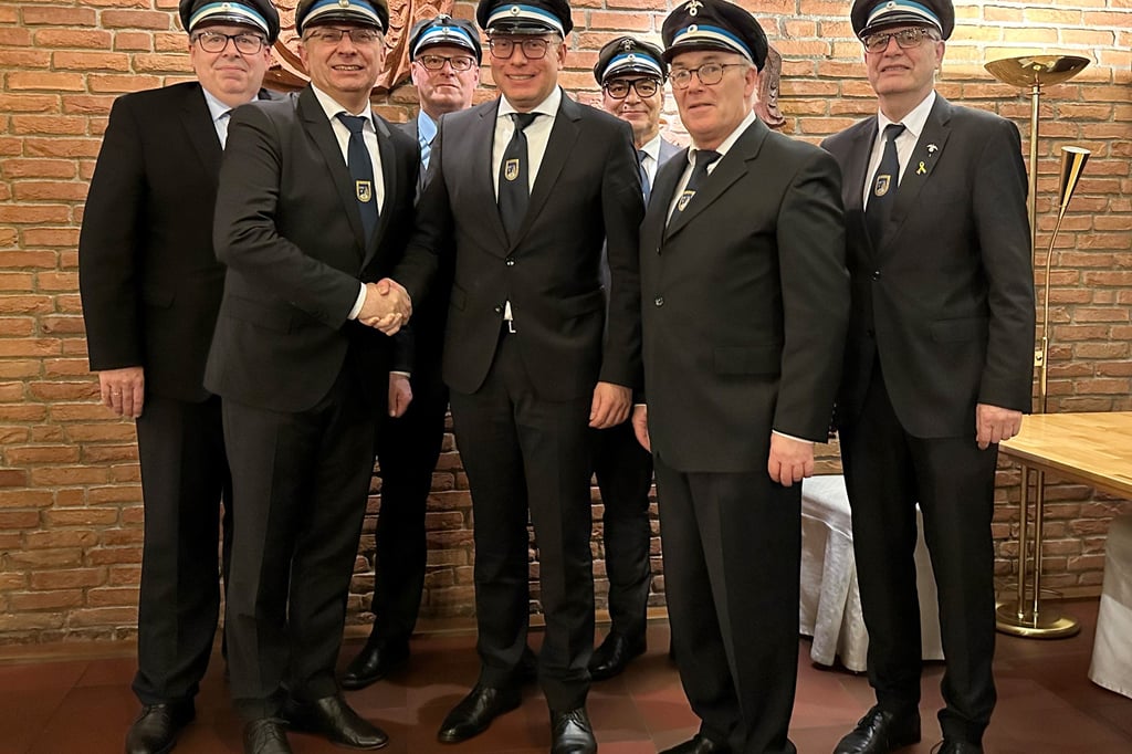 Beverungen: König Peter Riepe neuer Major im Schützenverein