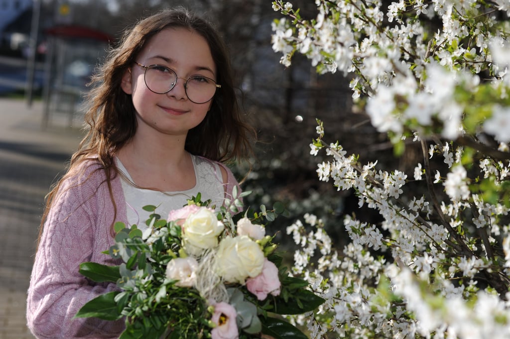 Enger: Laura Rogoschinski ist die neue Kirschblütenfee