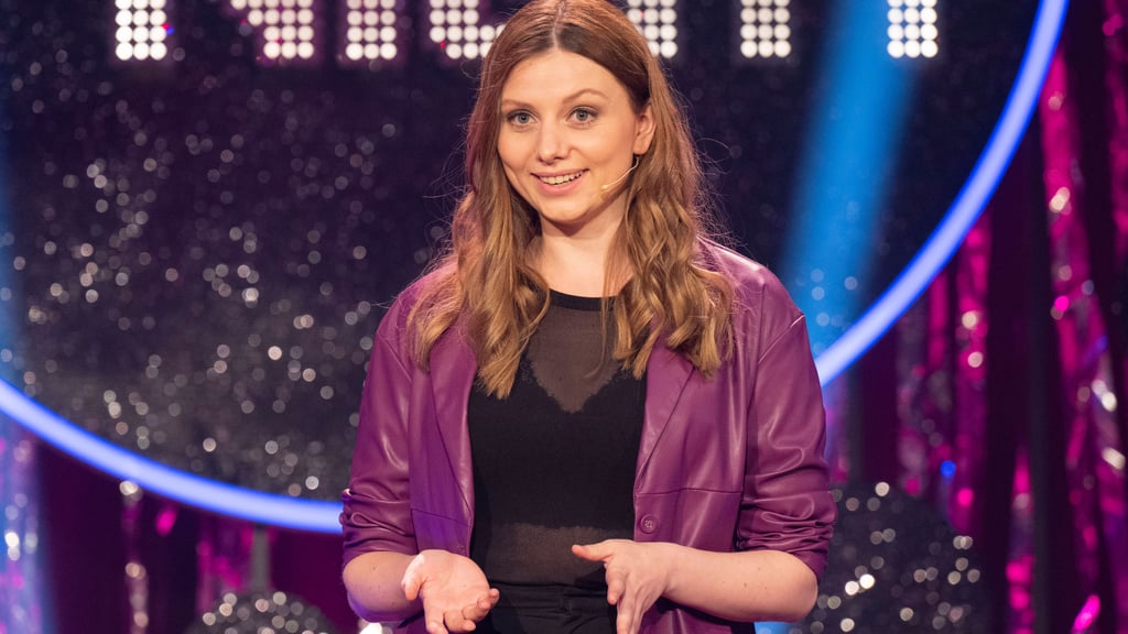 Brakel: Lara Ermer serviert Zuckerbrot und Peitsche im Café Tante Erna