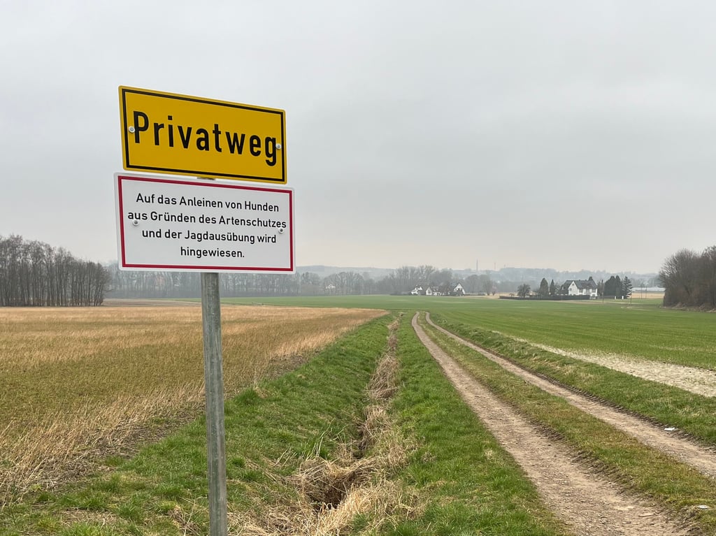 Enger: Tore weg - dafür neue Schilder rund um den Baringhof