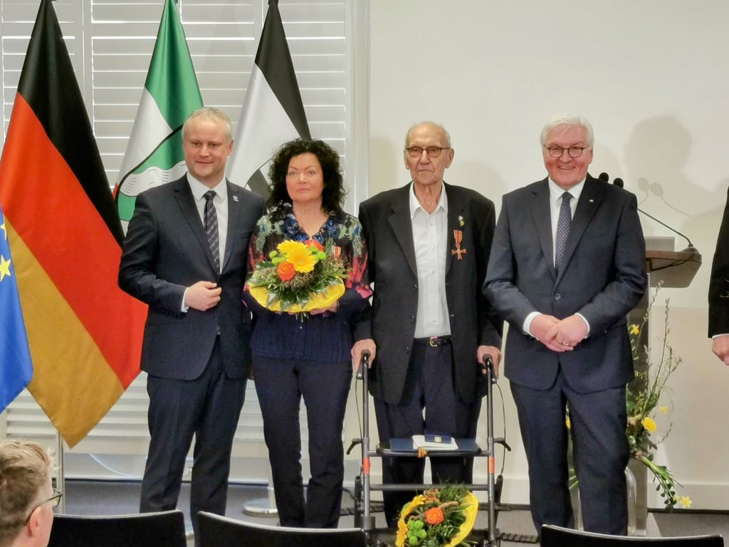 Espelkamper vom Bundespräsidenten ausgezeichnet