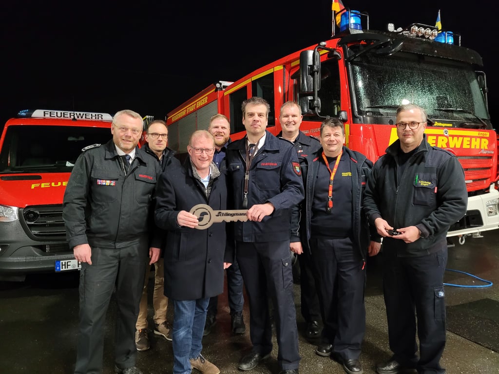 Enger: Fünf neue Fahrzeuge und ein Anbau für die Feuerwehr
