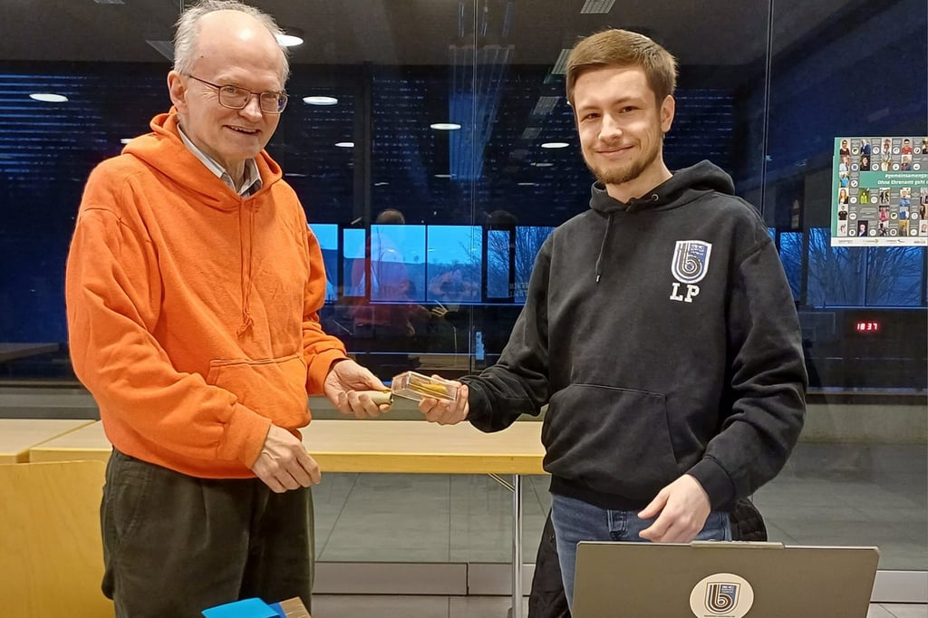 Hubert Reiher übergibt Staffelstab an Luca Perria