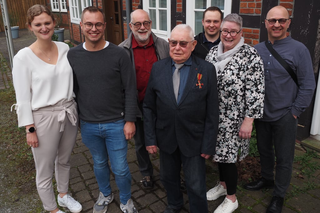 Marienmünster: Heinrich Fiene erhält Bundesverdienstkreuz