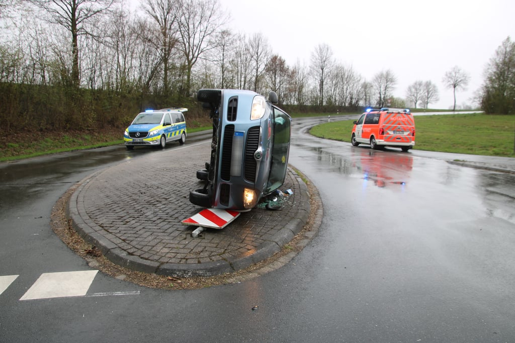 Everswinkel: Drei Verletzte bei Zusammenstoß auf L793