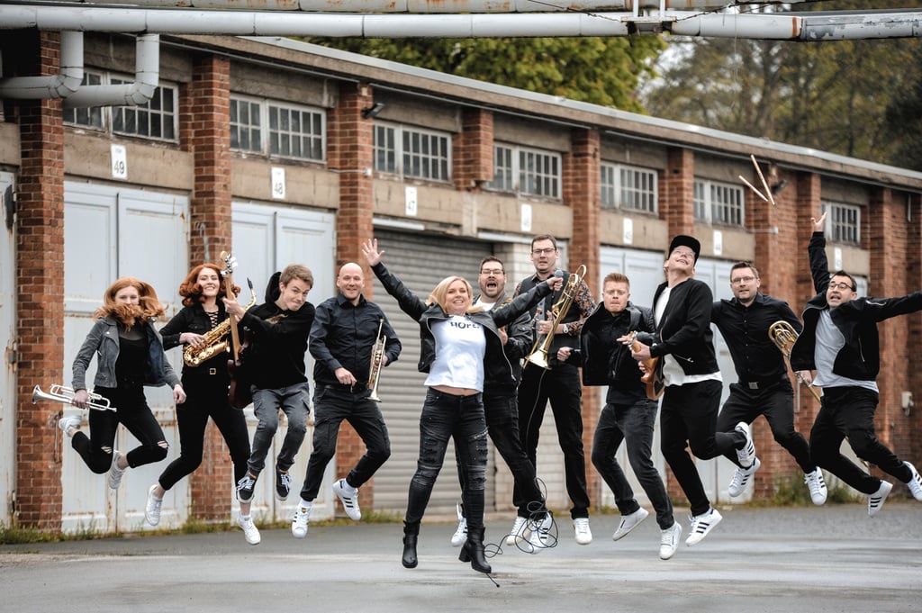 Hövelhof: Pop-Rockband feiert bei Schlossgarten-Open Air ihr 20. Jubiläum