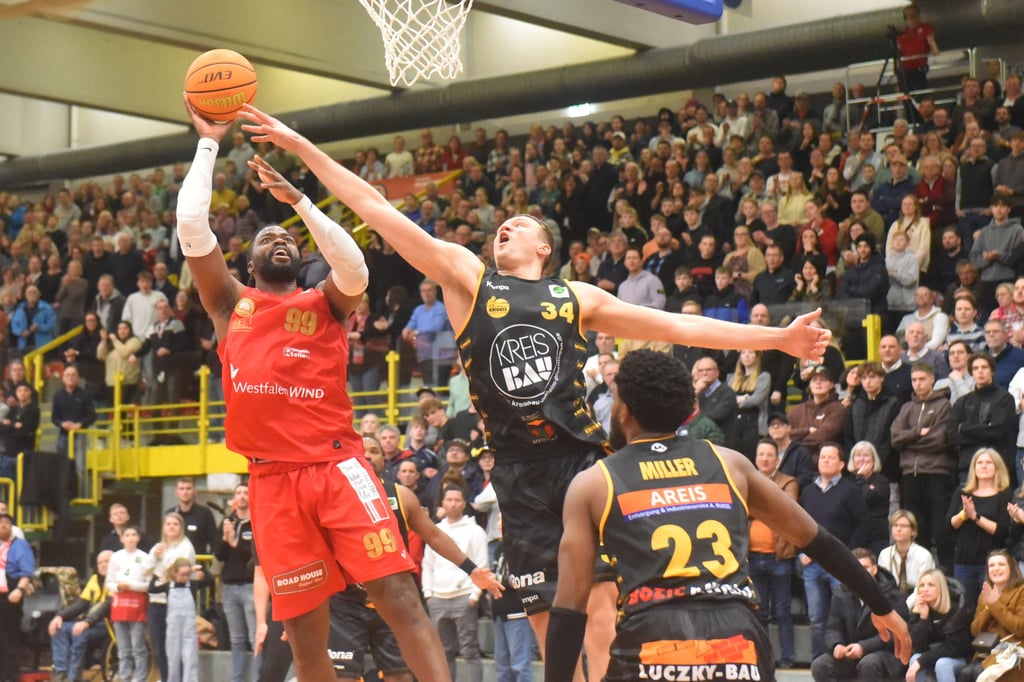 Paderborn: Baskets müssen gegen die Eisbären Bremerhaven liefern