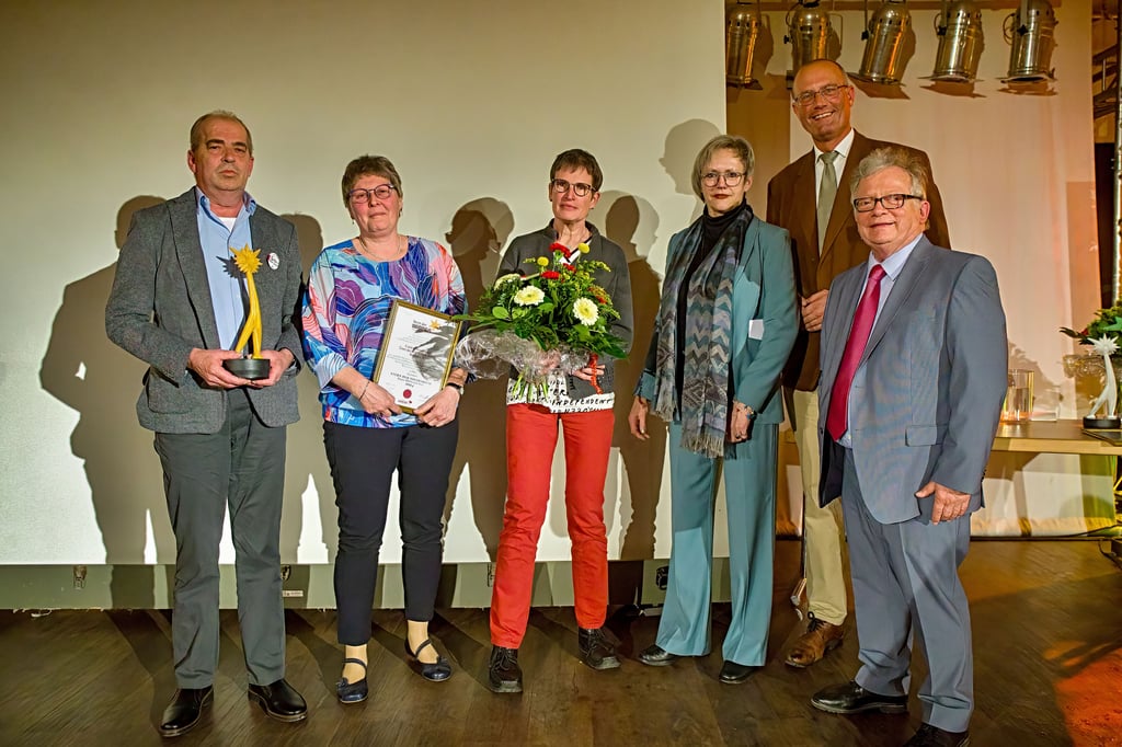 Brakel: Stern der Solidarität für „Tischlein deck dich“