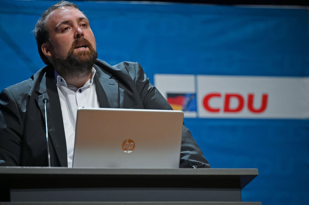 Bielefeld: Conze soll nach Austritt aus CDU Mandat abgeben