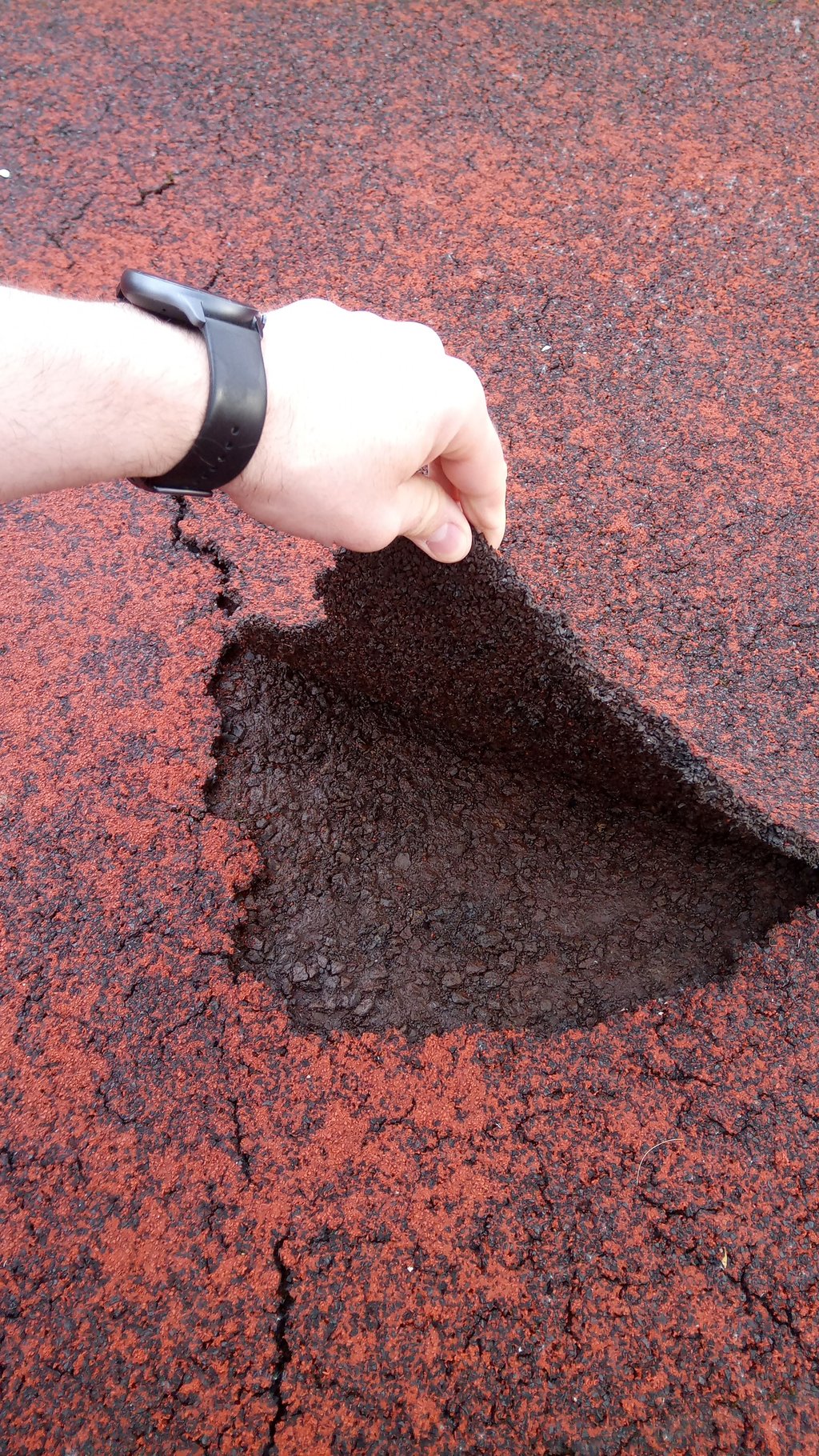 Tartanplatz der Weser-Sekundarschule Vlotho gesperrt