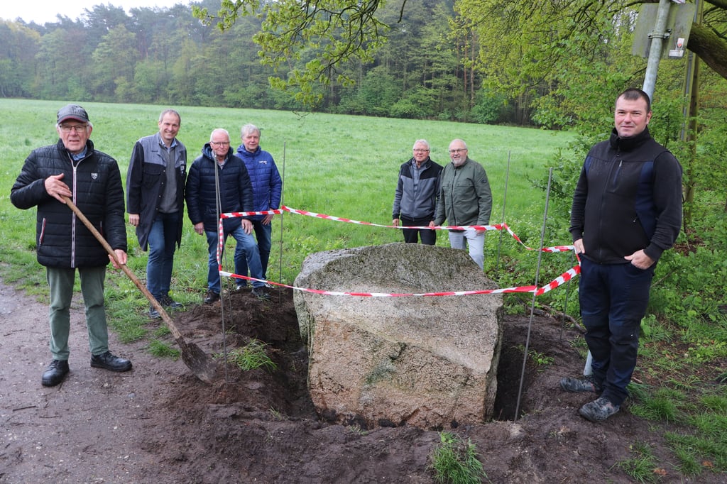 Schloß Holte-Stukenbrock: Heideverein rettet „Dicken Stein“