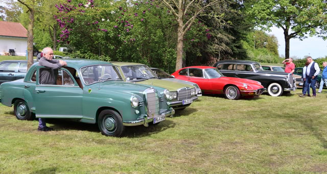 Fotos vom großen Oldtimertreffen in Delbrück-Boke