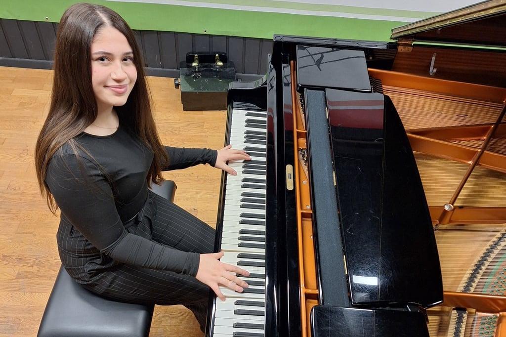 Nachwuchspianistin: Klavierspielen macht Miray immer gute Laune
