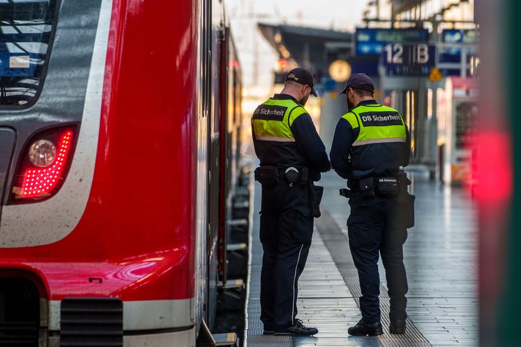 Streit über Bahn-Sicherheit - EVG fordert EM-Programm