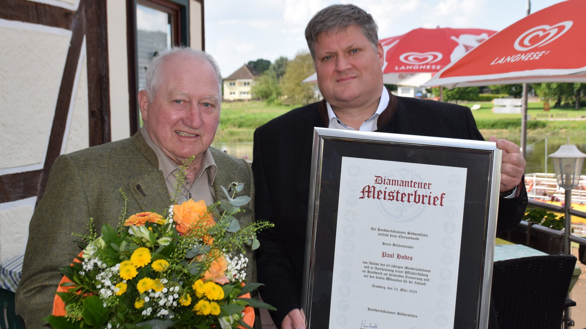 Beverungen: Diamantener Meisterbrief für Bäckermeister Paul Hodes aus ...