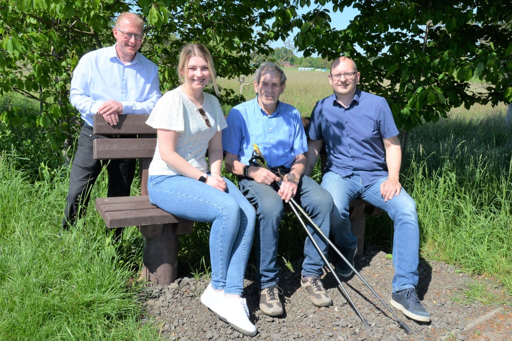 Enger: Neue Bänke schaffen Verweilqualität in Belke-Steinbeck
