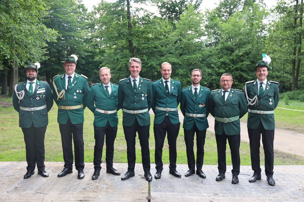 Generationen ziehen bei den Bürgerschützen an einem Strang