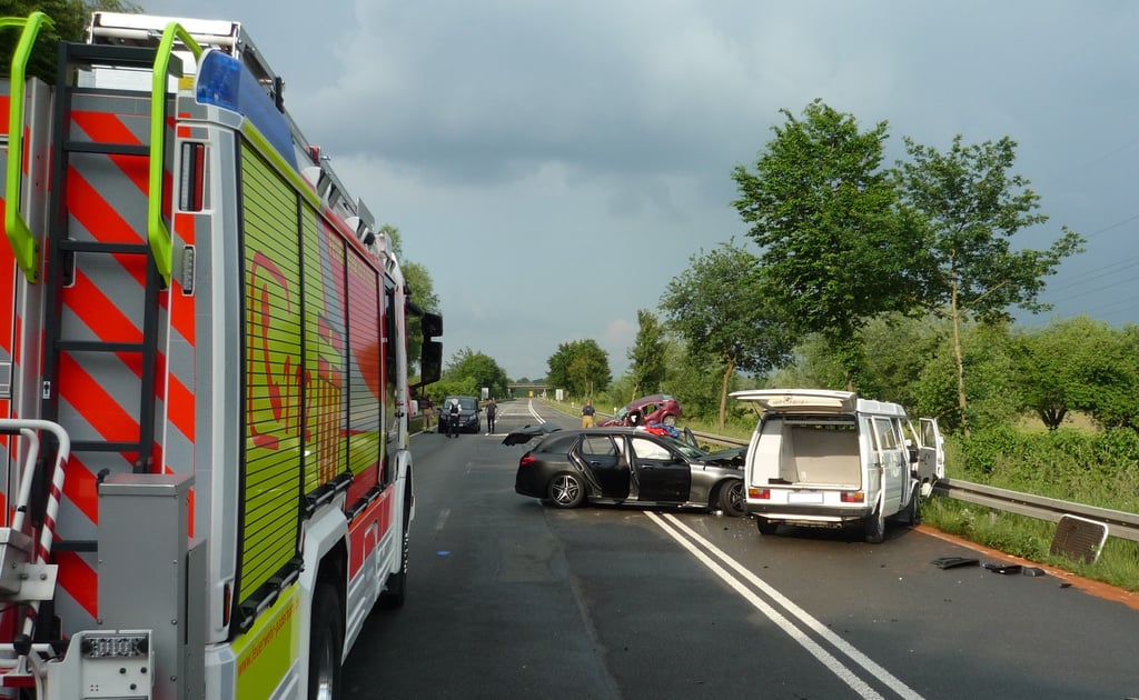Paderborn: Sachverständiger wertet die Unfallspuren aus