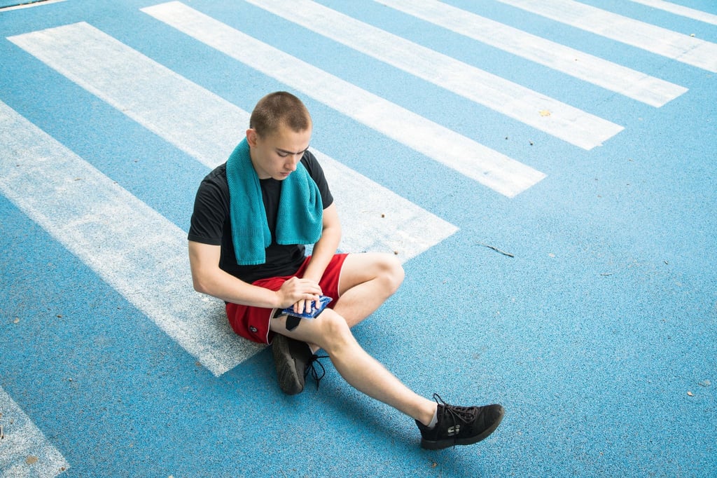 Hilfe bei Sportverletzungen: Kennen Sie die PECH-Regel?