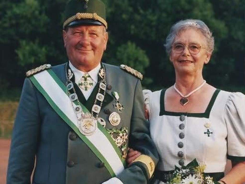Fotos der Jubel-Königspaare zum Schützenfest in Dahl 2024
