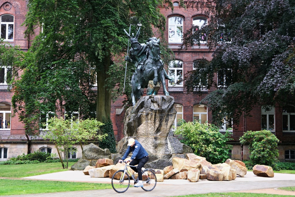 Herford: Wittekinddenkmal nach Umbau eröffnet