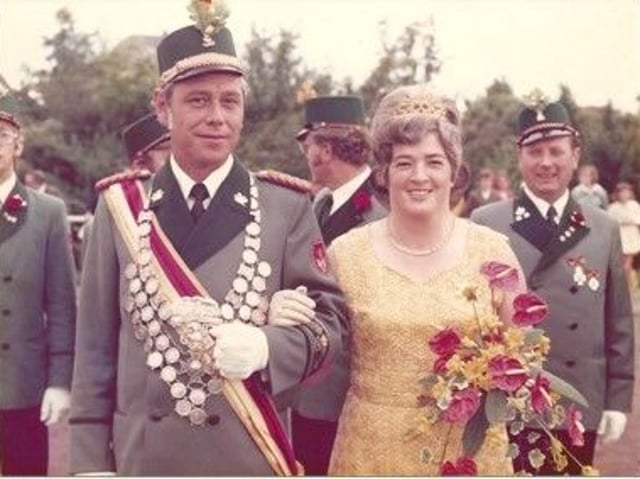 Fotos der Jubel-Königspaare zum Schützenfest in Elsen 2024