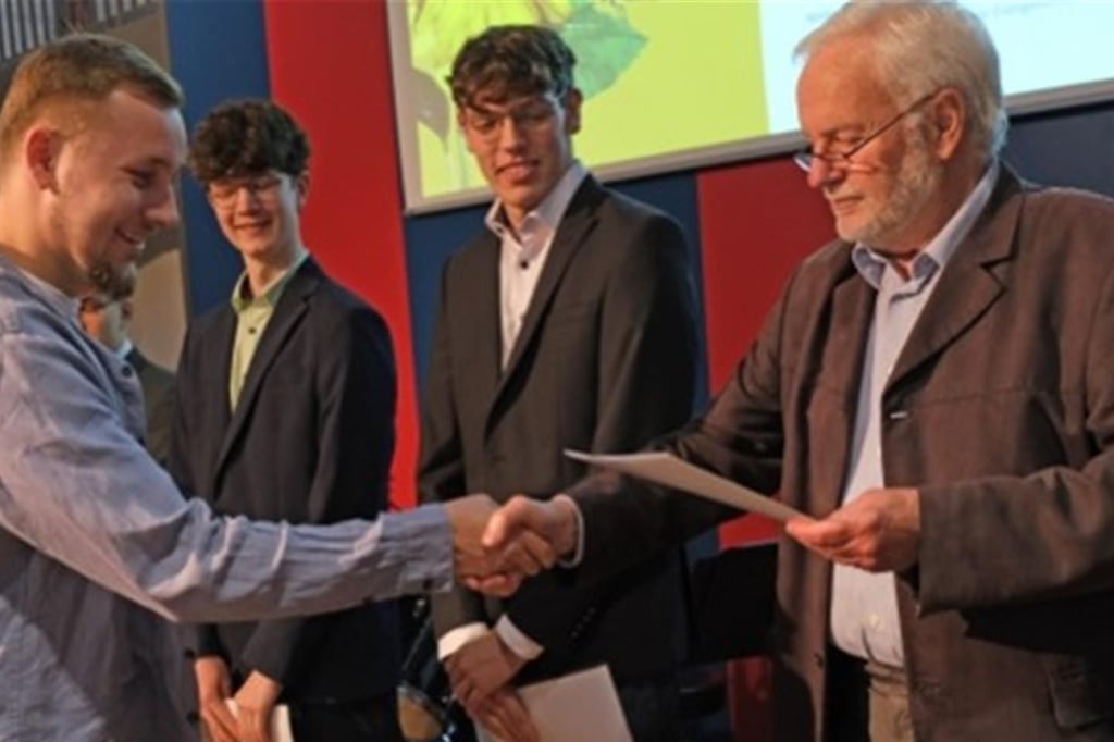 Berufskolleg für Technik: Absolventen sind nun bereit, ihren eigenen ...