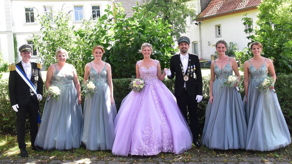 Ottenhausen: Jannik Krome und Julia Frost regieren