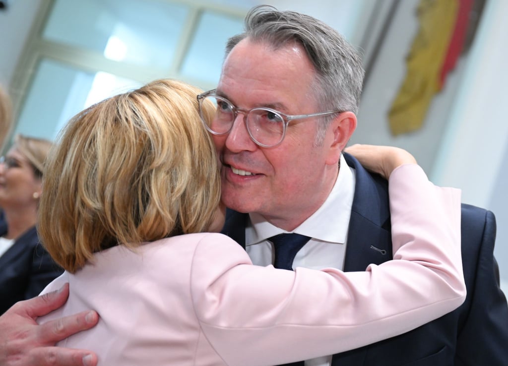 Schweitzer neuer Ministerpräsident in Rheinland-Pfalz