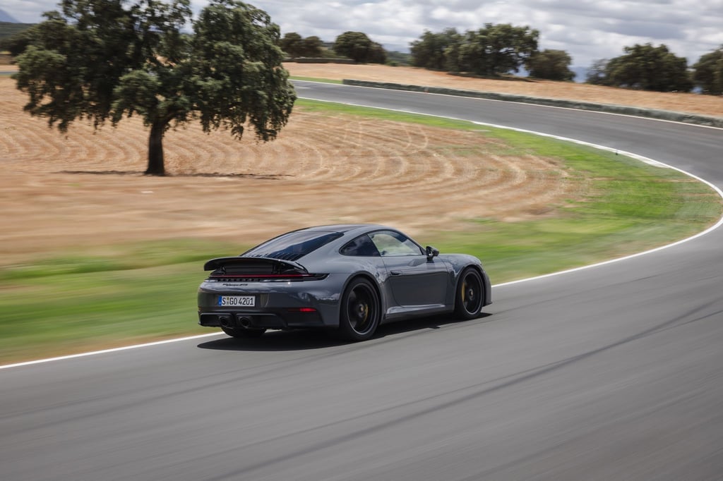 So startet Porsche den aufgefrischten 911