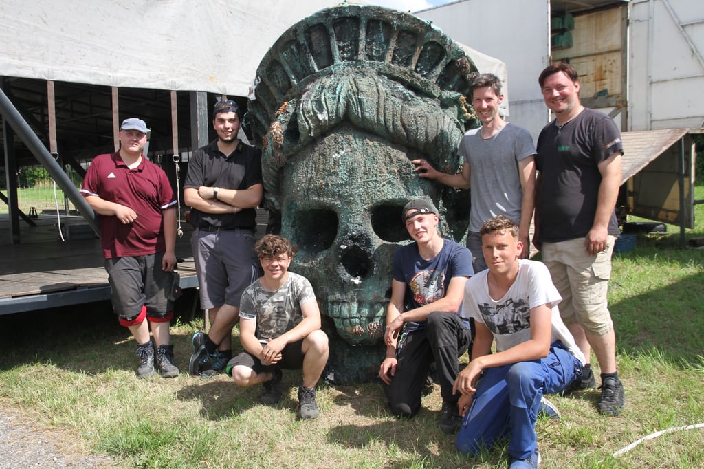 Schützenfest in Wewelsburg erstmals mit Geisterbahn statt Musikexpress