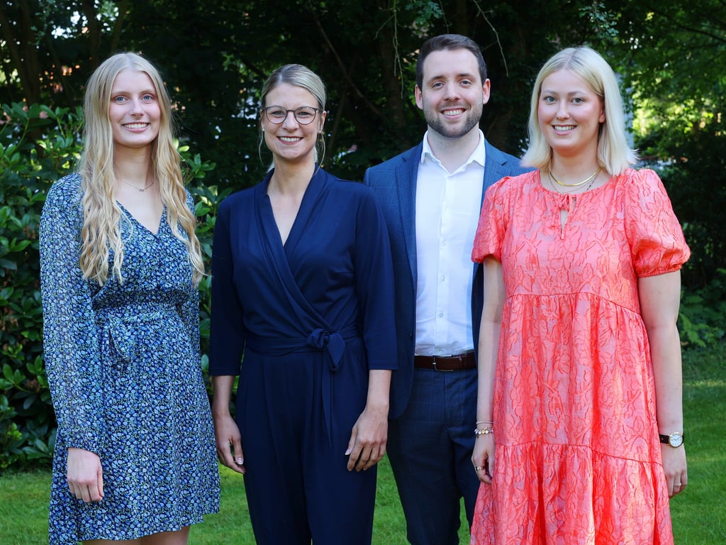 Stemwede: ZF Friedrichshafen ehrt Azubis und dual Studierende