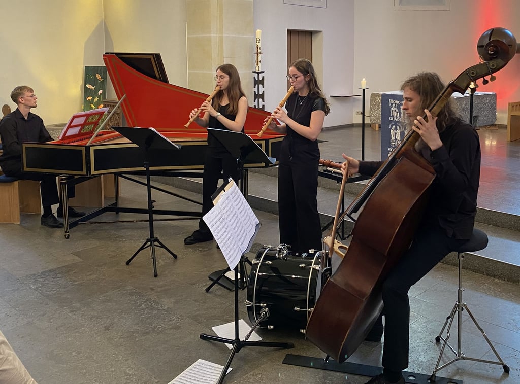 Halle: Heavy Metal mit Blockflöten - Ensemble baroque drops überzeugt