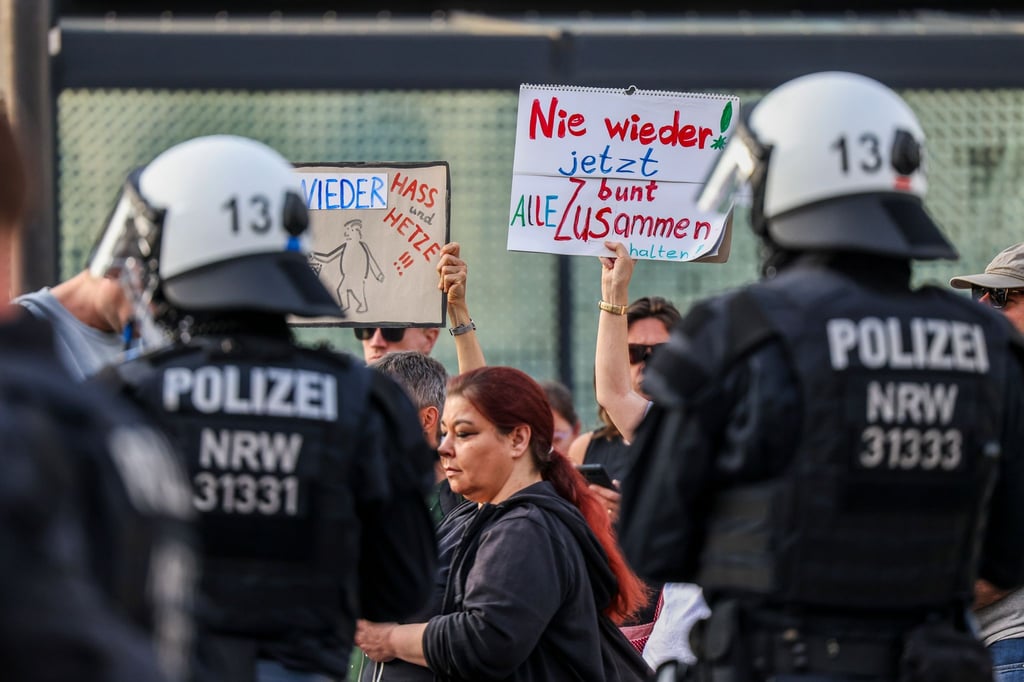 Demonstrationen nach Anschlag in Solingen