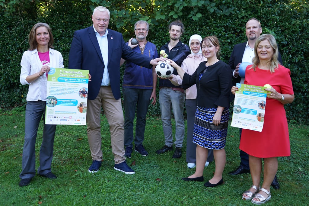Höxter: Interkulturelles Sport- und Spielfest auf der Weserkampfbahn